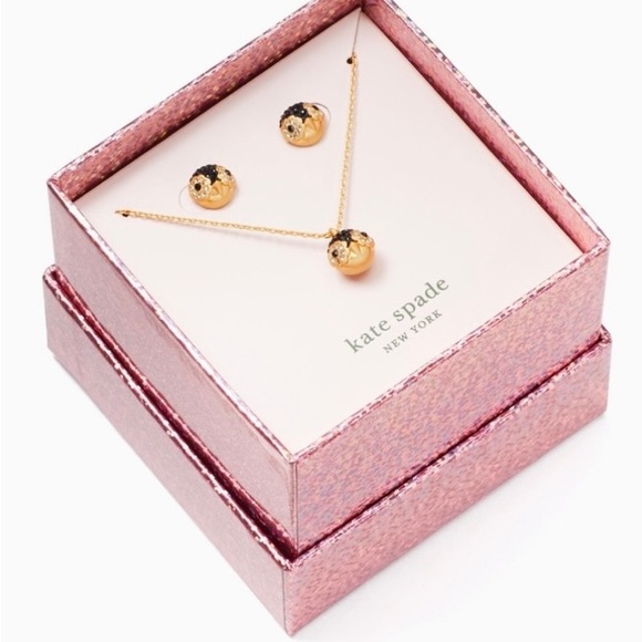 kate spade | Jewelry | Nwt Kate Spade Dashing Beauty Penguin Boxed Set ...